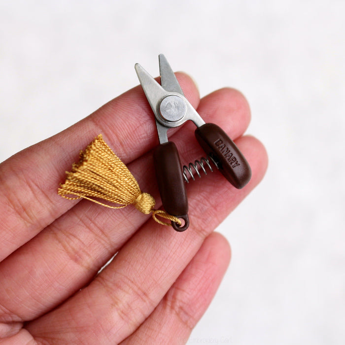 Cohana Seki Mini Embroidery Scissors — The Embroidery Cart